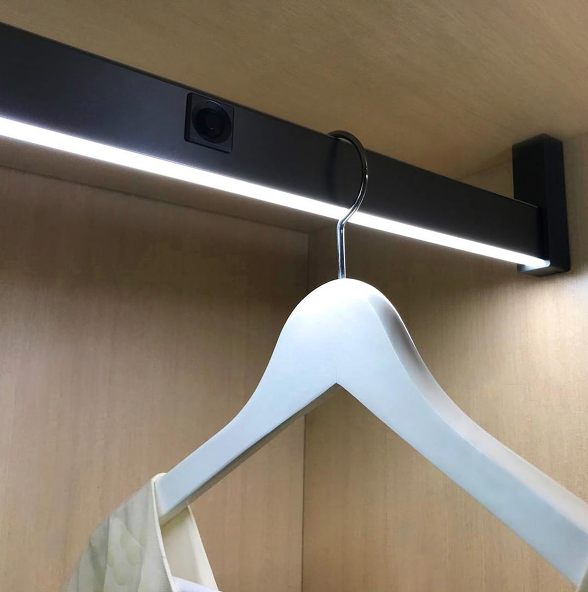 KKPL +LED™ Square Hanging Rod Light With Motion Sensor – Koncept Kreation